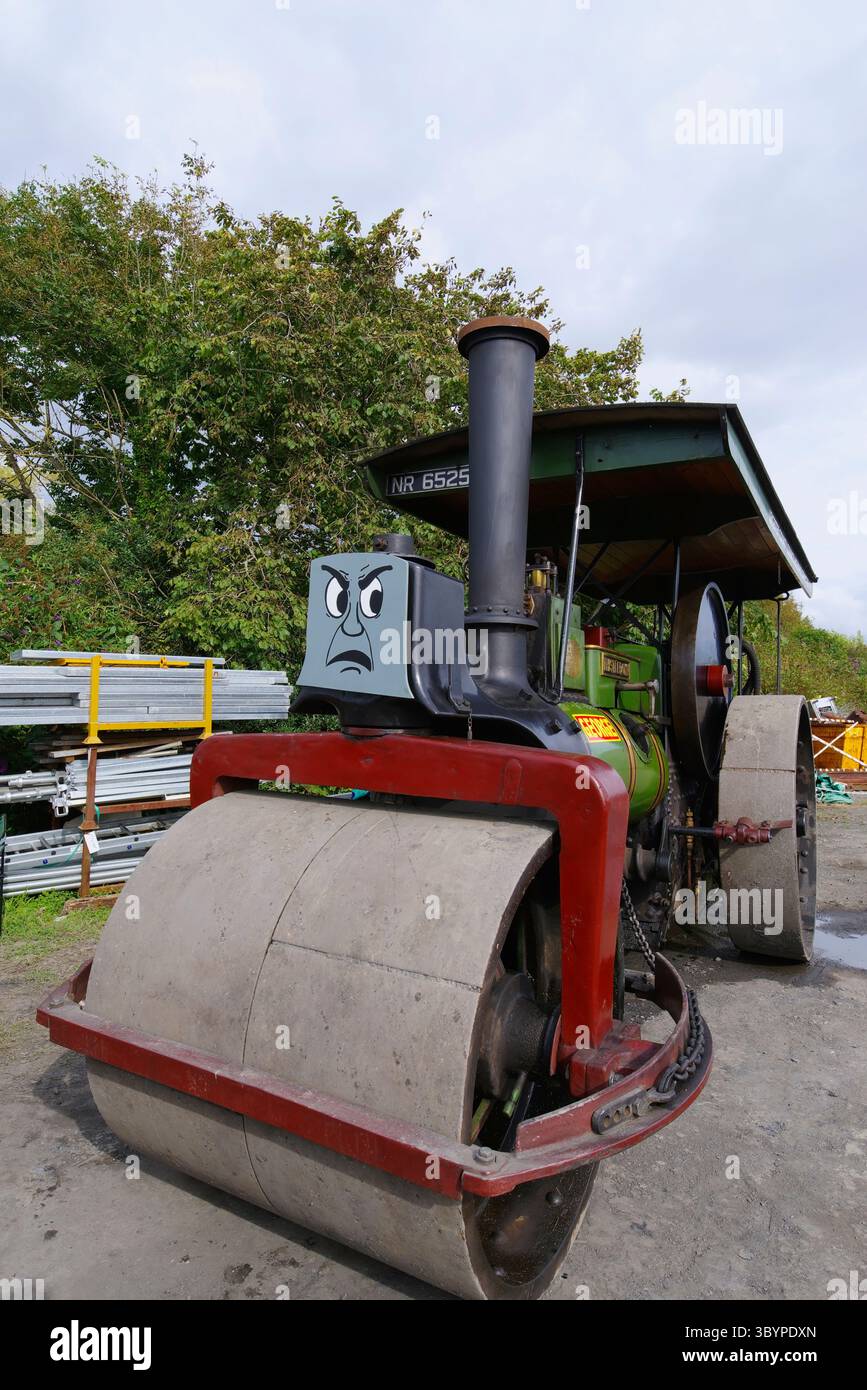 George the steam roller hi-res stock photography and images - Alamy