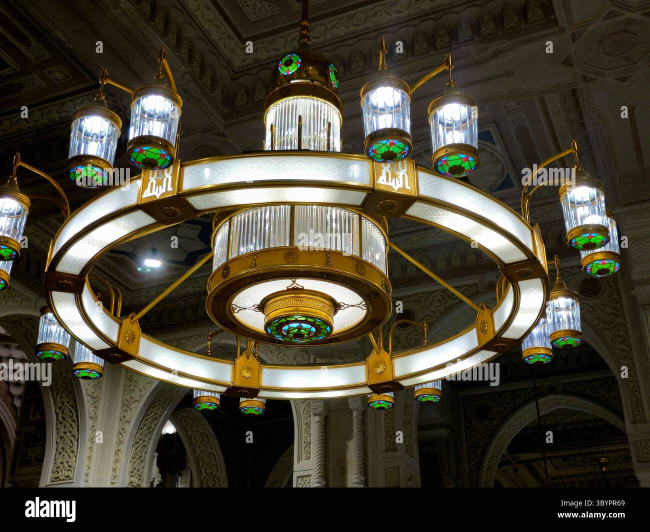 Mecca, Saudi Arabia, June 20 2024: the light bulbs from the grand ...