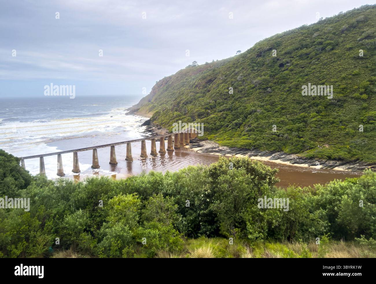 Kaaimans Railway Bridge over the Kaaimans River estuary on the Garden ...