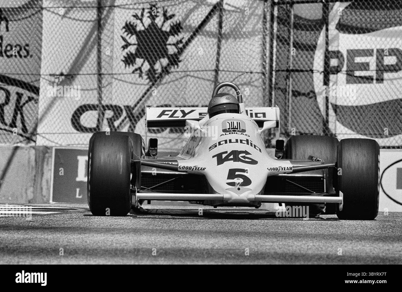 1982 Mario Andretti - TAG Williams FW07C - F1 Long Beach Grand Prix ...