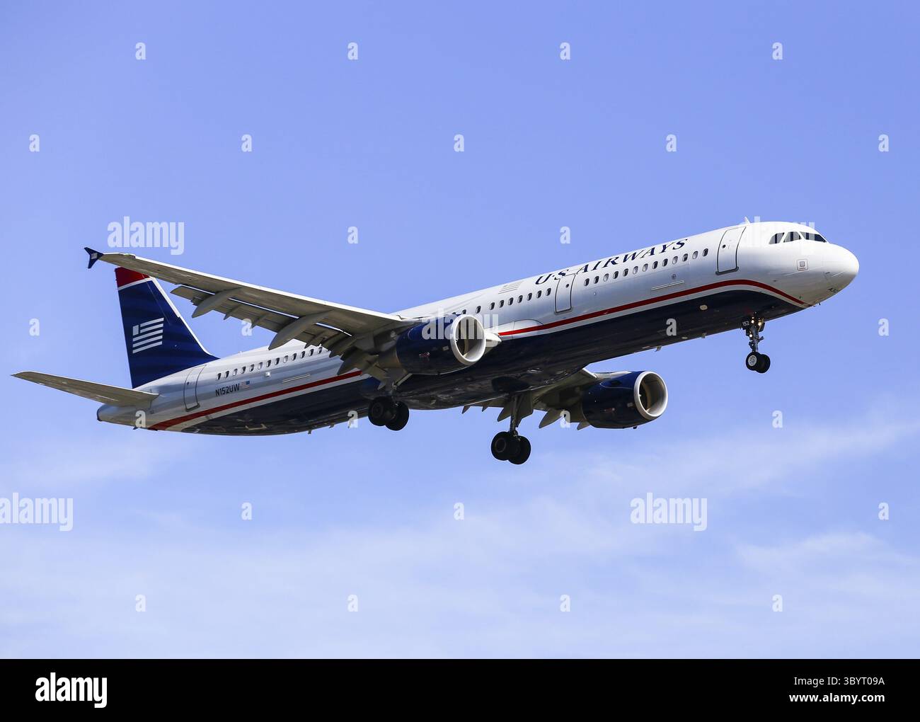 Los Angeles, USA - May 30, 2015: An airplane of US Airways (Airbus A321 ...
