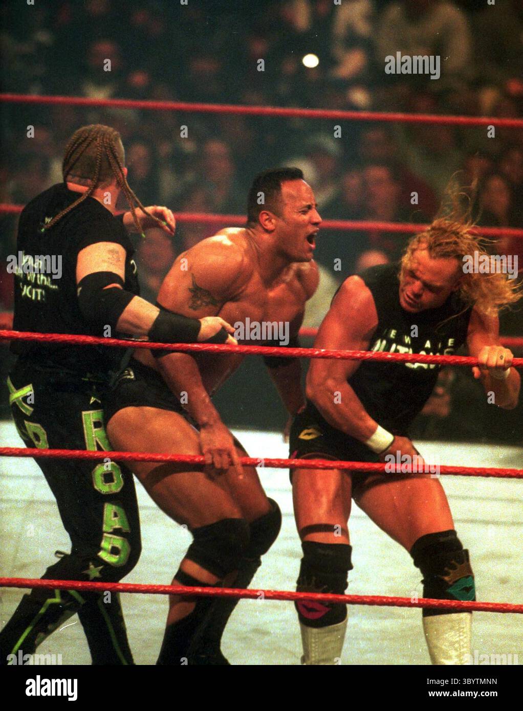 The rock 2000 wwf hi-res stock photography and images - Alamy