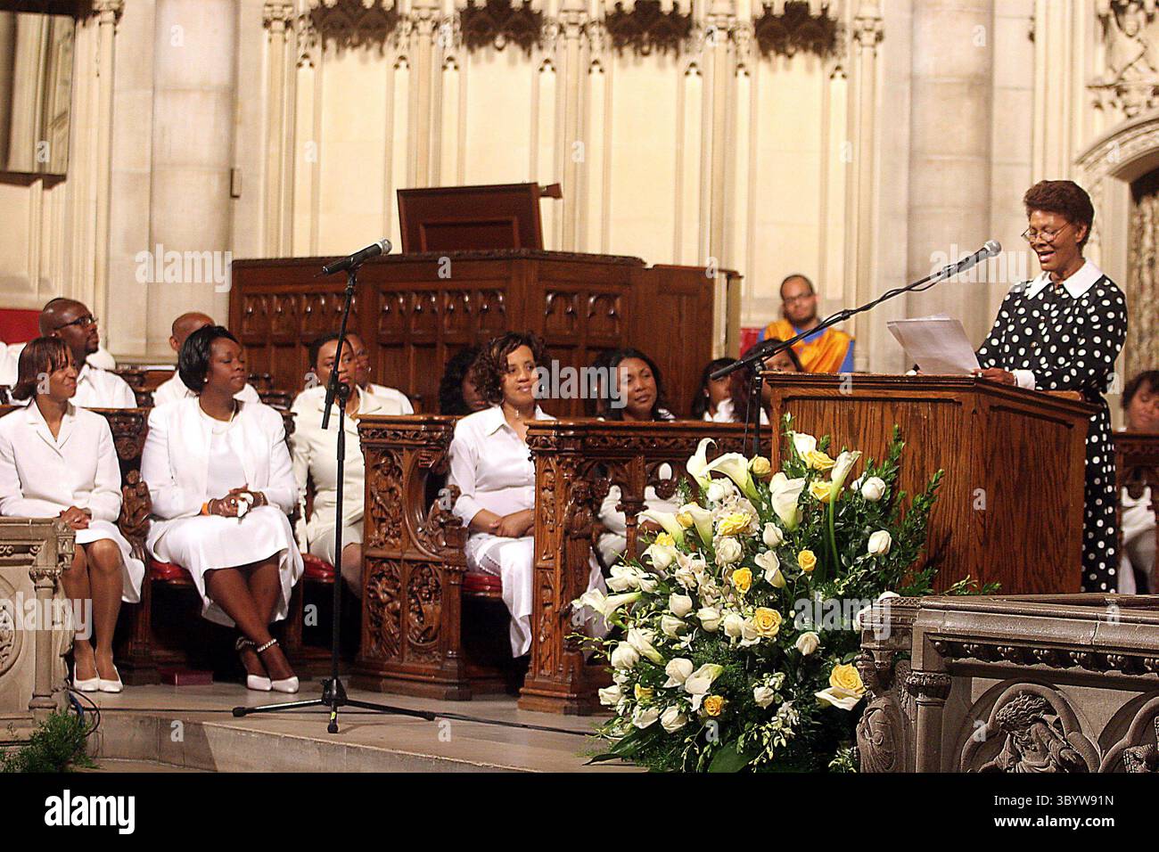 July 9, 2005 -LUTHER VANDROSS FUNERAL SERVICES, FRANK E CAMPBELL ...