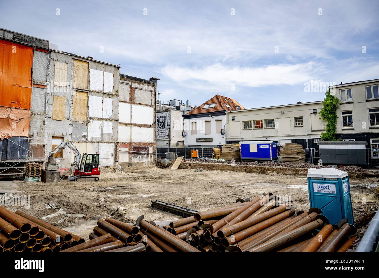 ARNHEM - The fire destroyed historic buildings, with several stores and ...