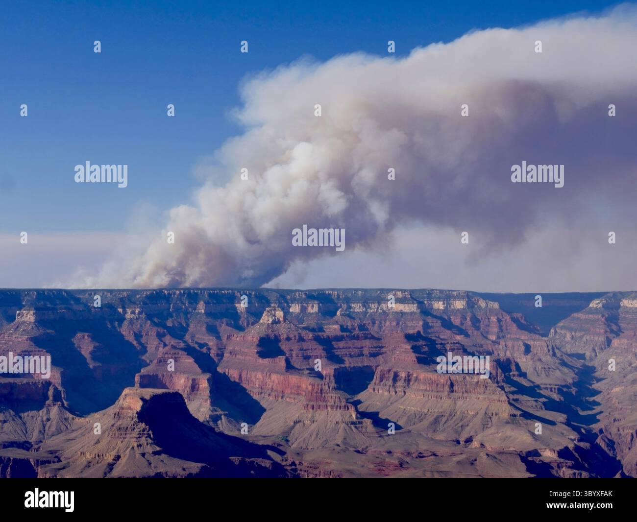 Mather historic lodge hi-res stock photography and images - Alamy