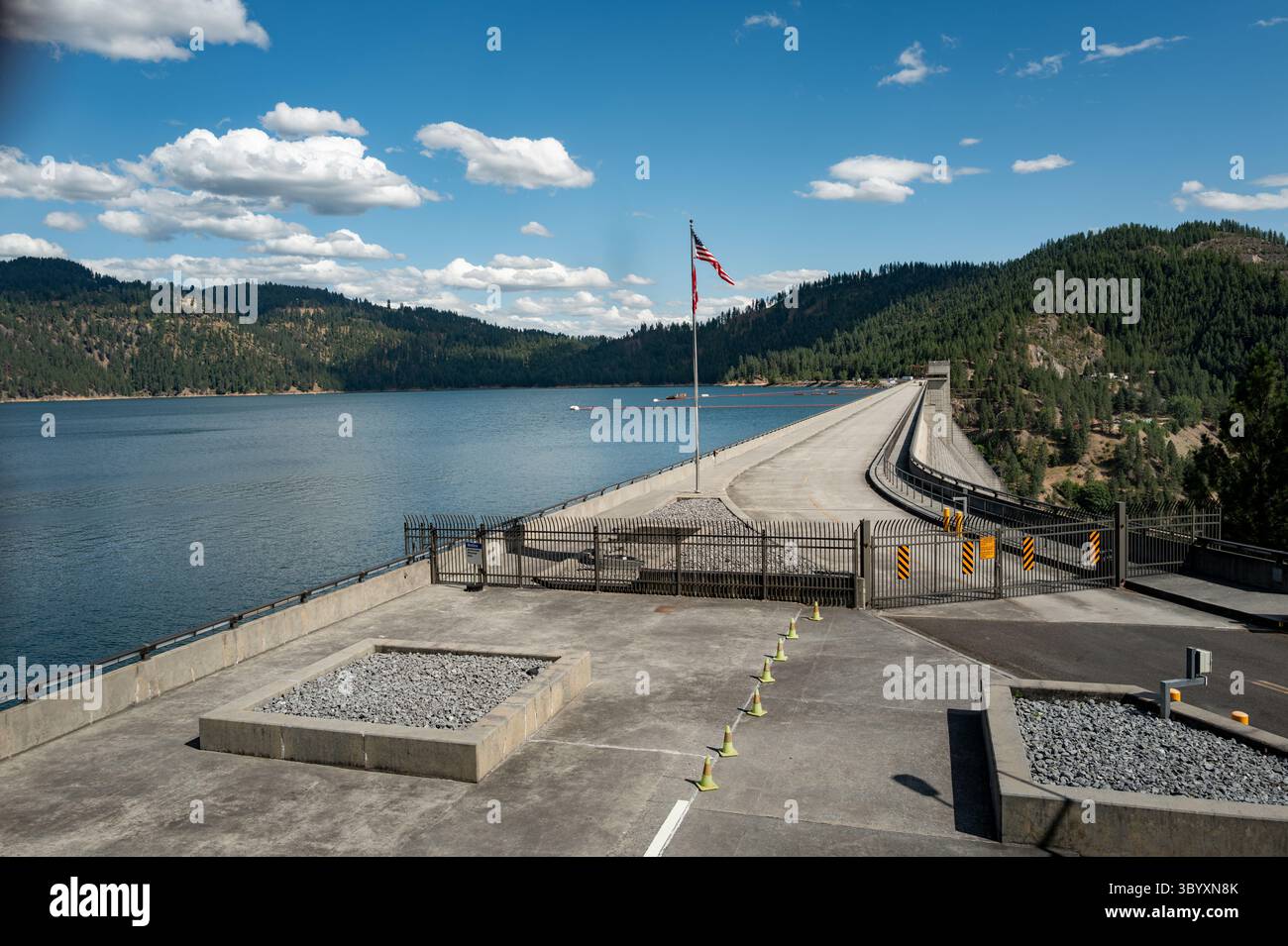 Dworshak dam hi-res stock photography and images - Alamy