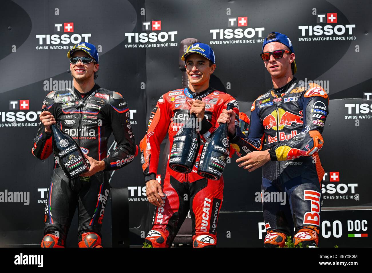 MARQUEZ Marc (spa), Ducati Lenovo Team, Ducati Desmosedici GP25, podium ...