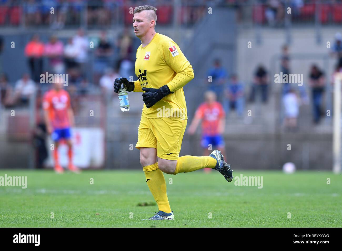 Fussball Testspiel Rot Weiss Ahlen - FC Schalke 04 am 20.07.2025 im ...