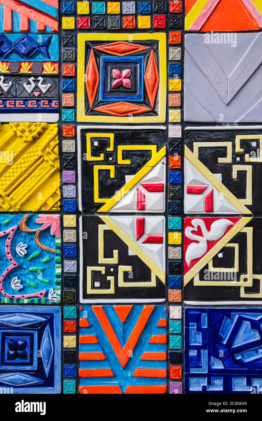 Mosaic ceramic handcrafted hi-res stock photography and images - Alamy