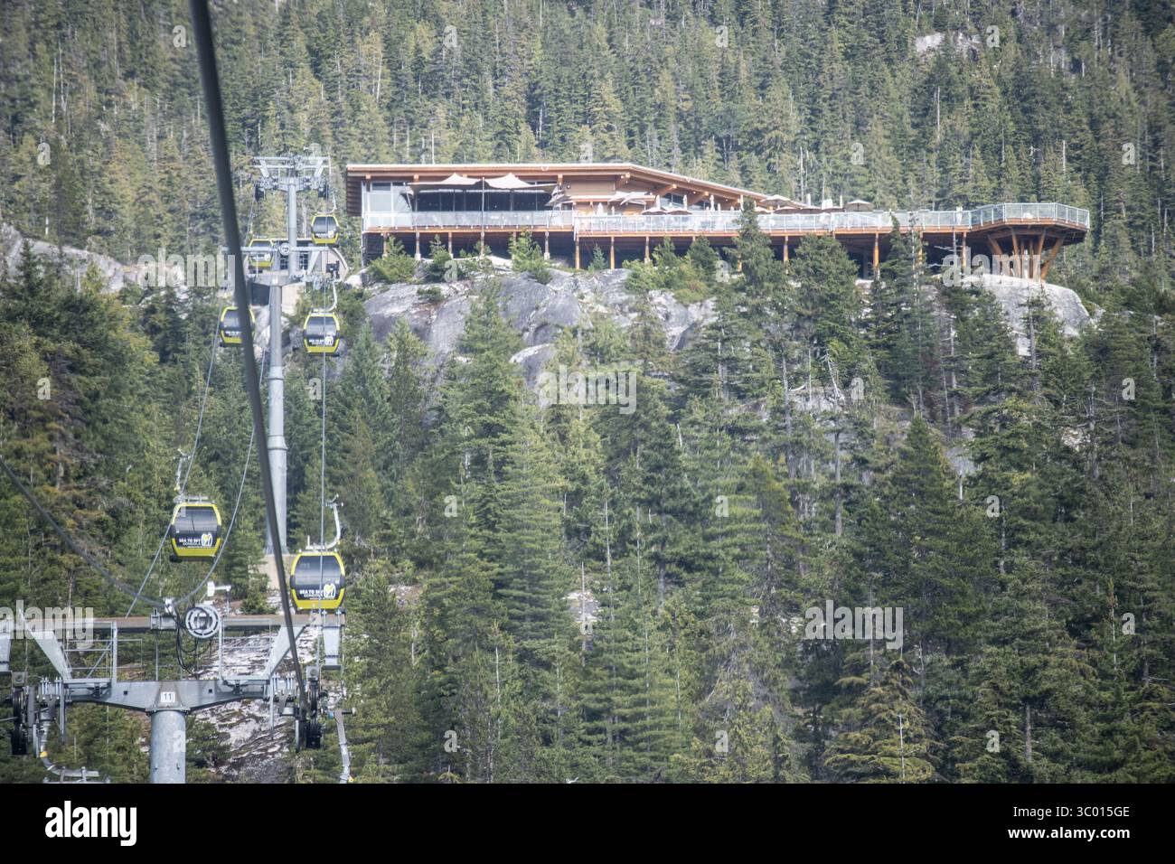 Squamish cablecar hi-res stock photography and images - Alamy