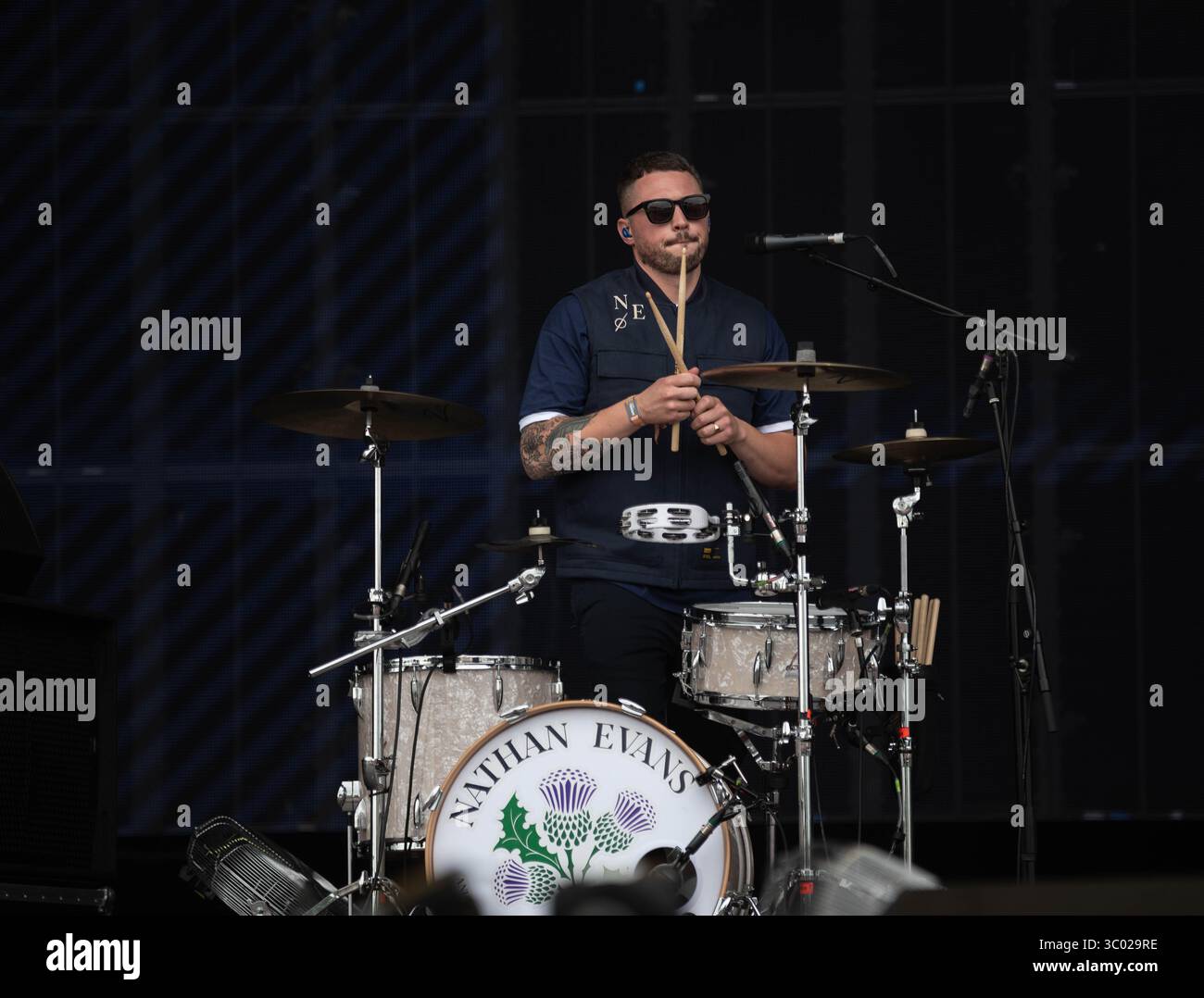 Alan Jukes performing with Nathan Evans and The Saint Phnx Band ...