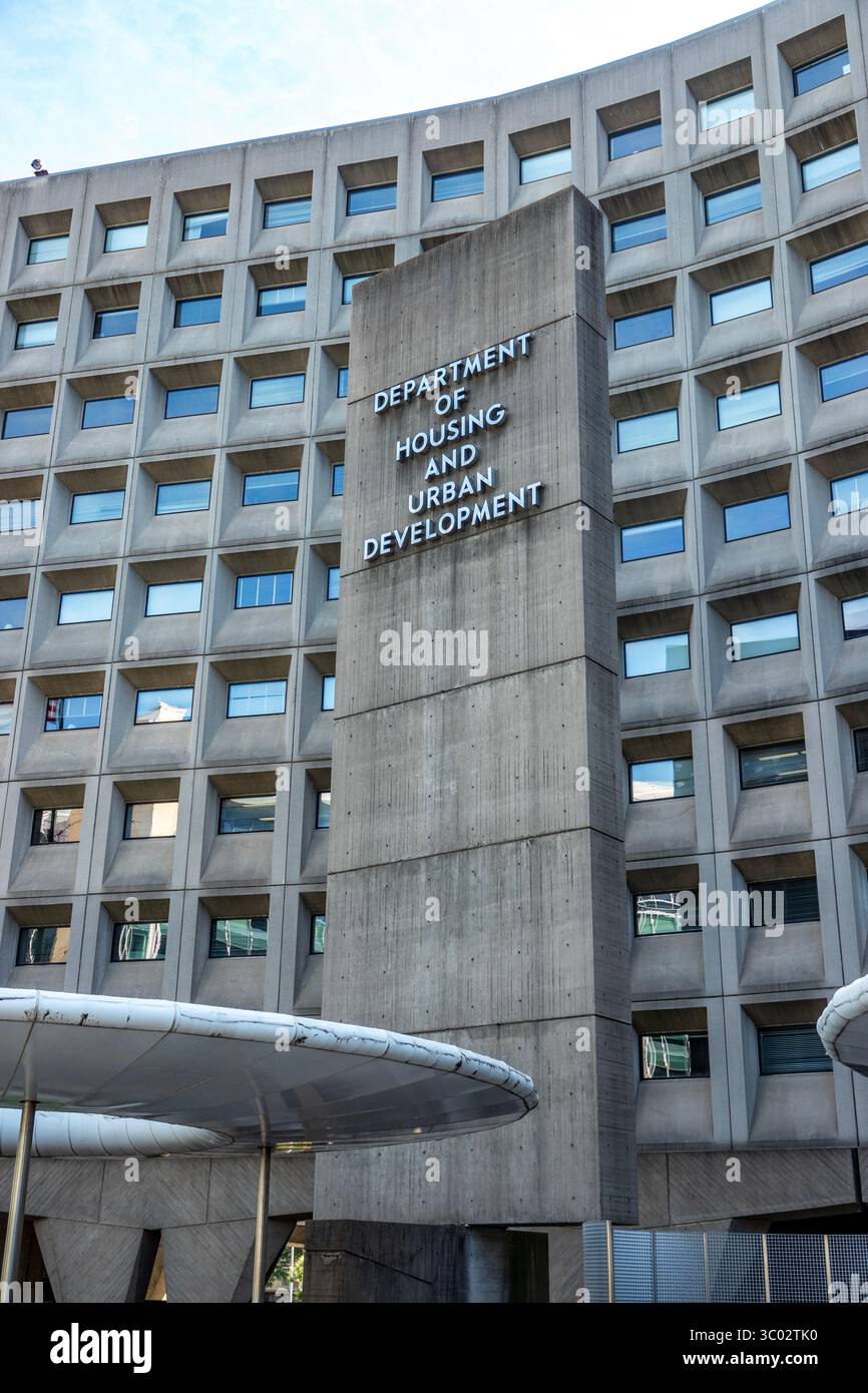 Department urban development housing hi-res stock photography and ...