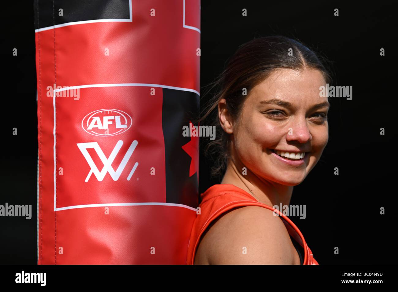 Melbourne, Australia. 21st July, 2025. Ellie Blackburn of Western ...
