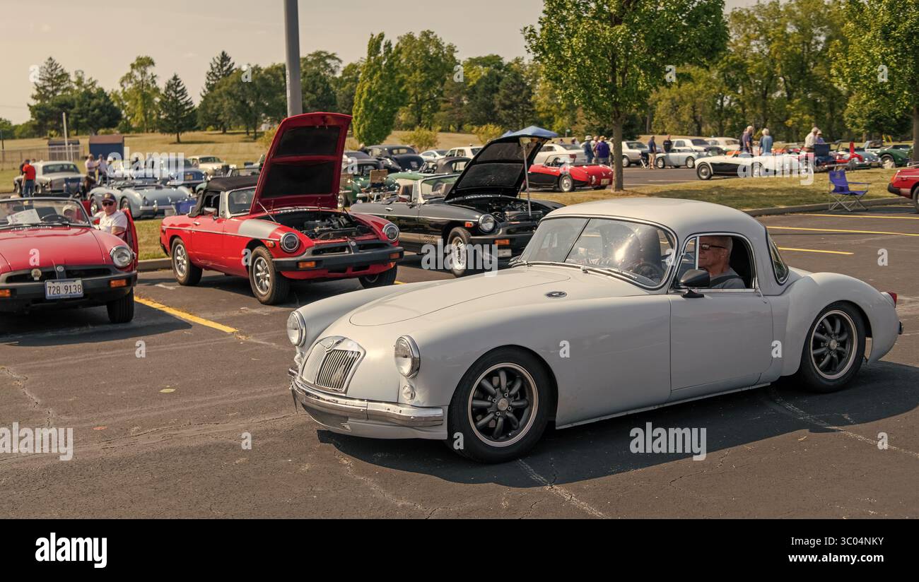 Chicago, Illinois, USA - September 08, 2024: 1957 MG MGA Coupe retro ...