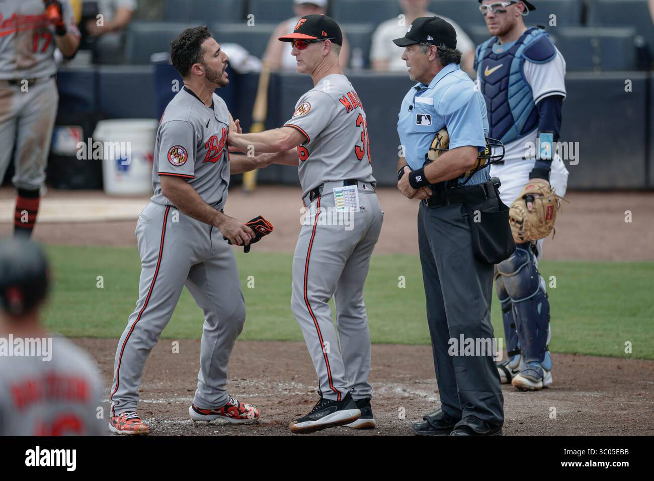 Umpire ramon george hi-res stock photography and images - Alamy