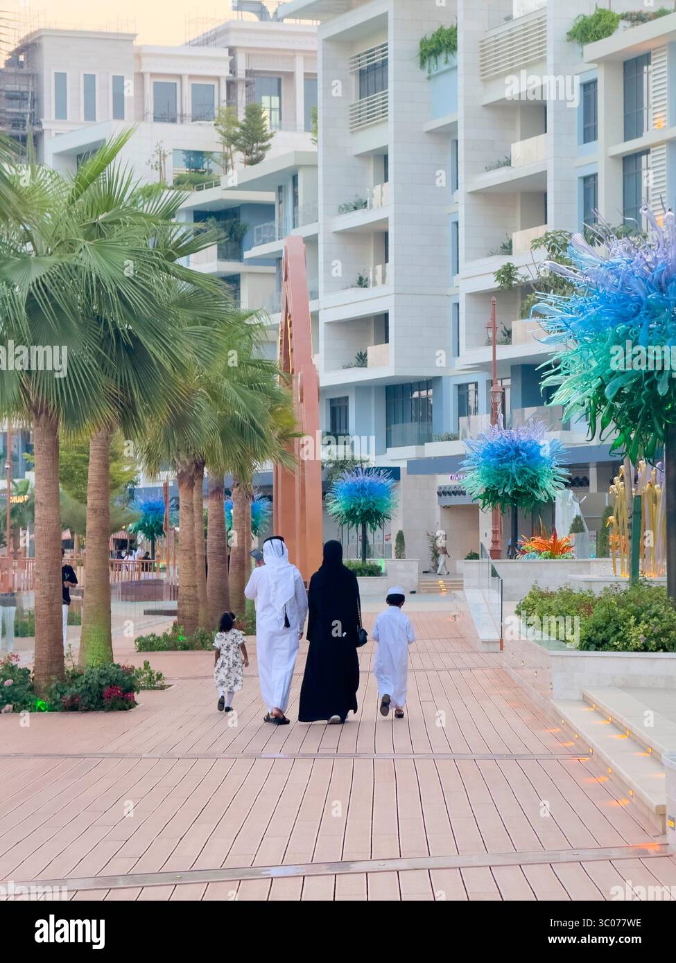 Crystal Walk, Gewan Island Pearl Qatar Stock Photo - Alamy