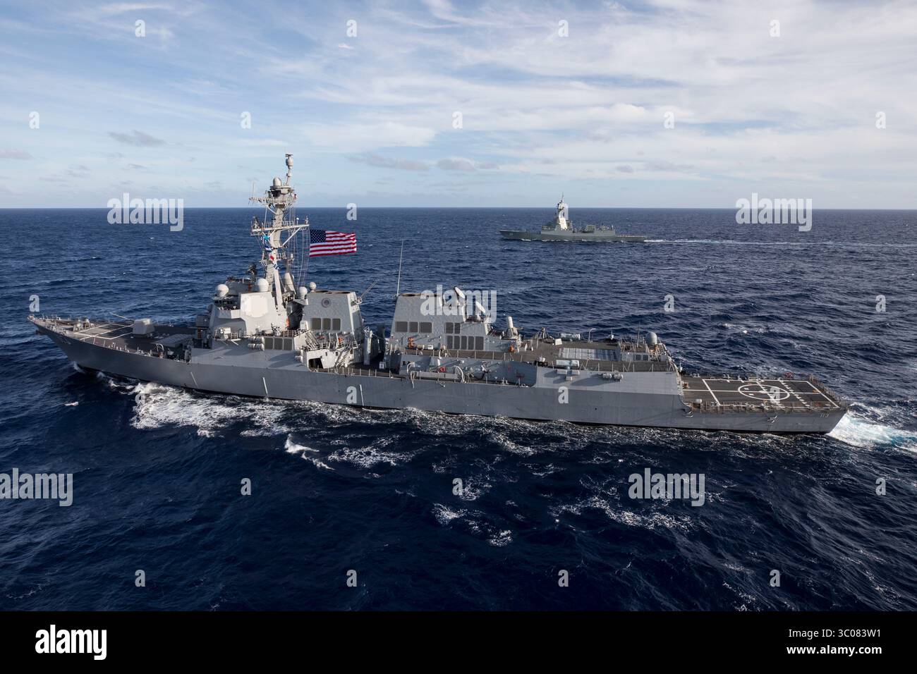 Royal australian guided missile hi-res stock photography and images - Alamy