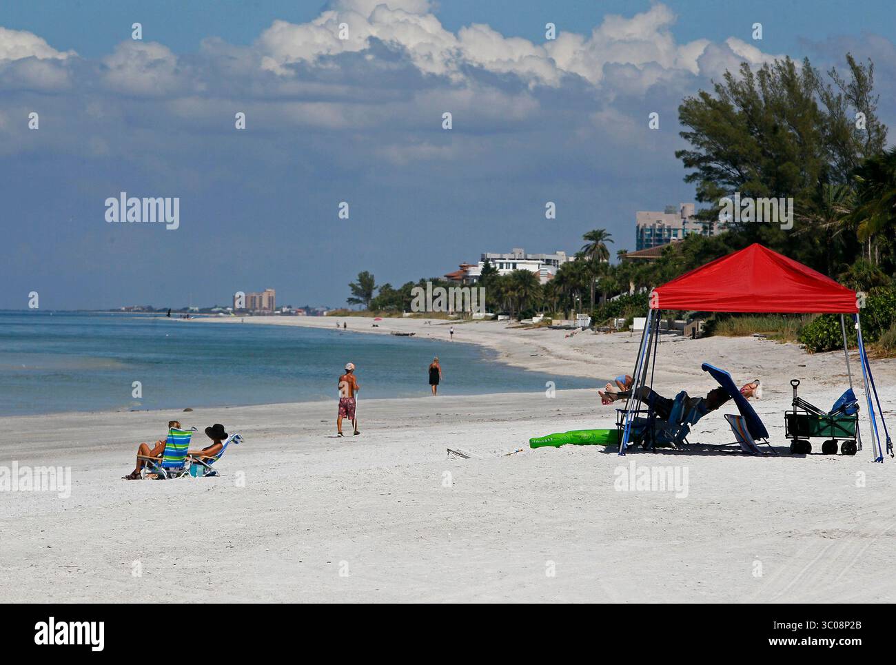 October 15, 2018 - Indian Rocks Beach, Florida, U.S. - JIM DAMASKE ...