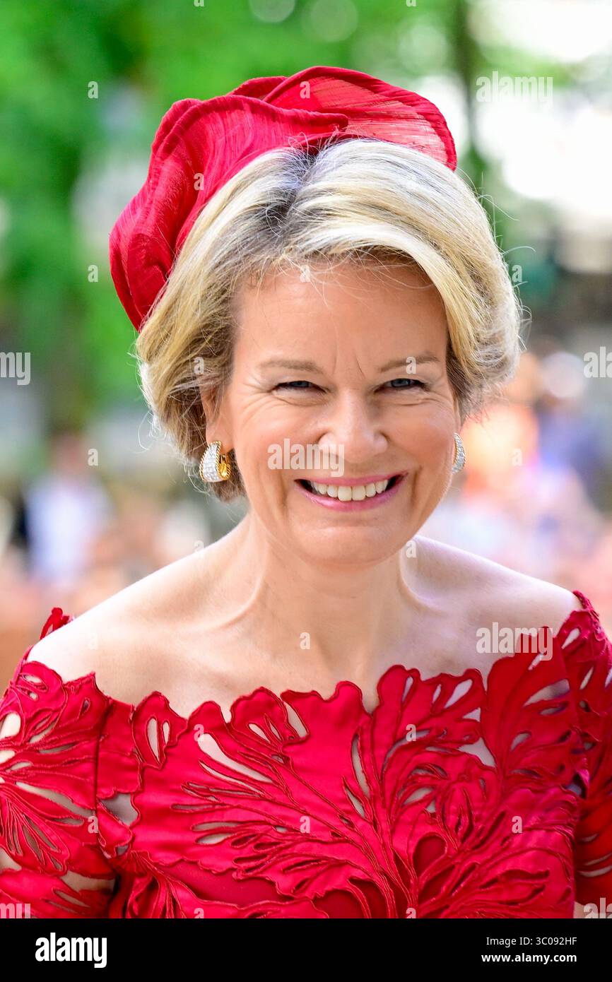 Queen Mathilde attending Te Deum at Cathedral of St. Michael and St ...