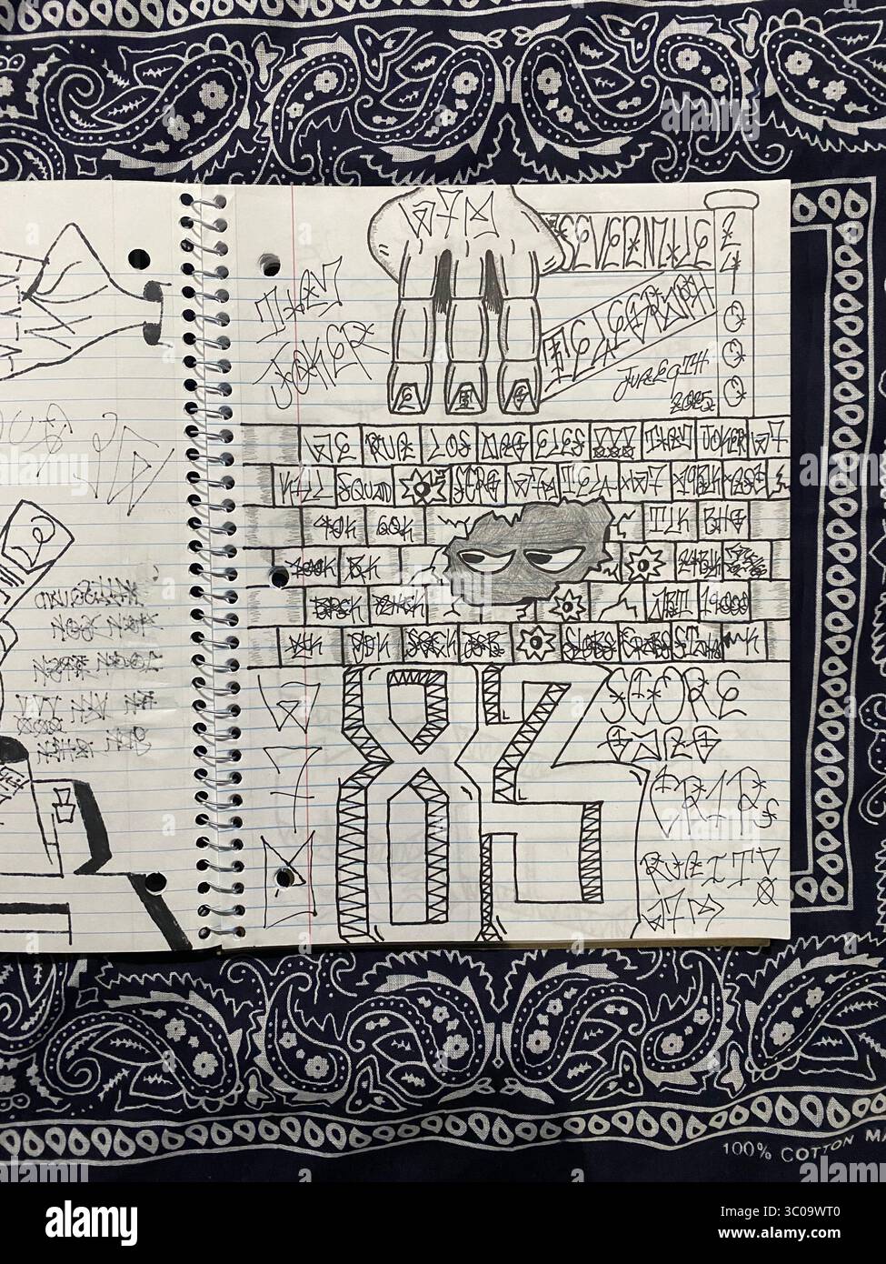 Crips drawings smartphone stock photos and images - Alamy