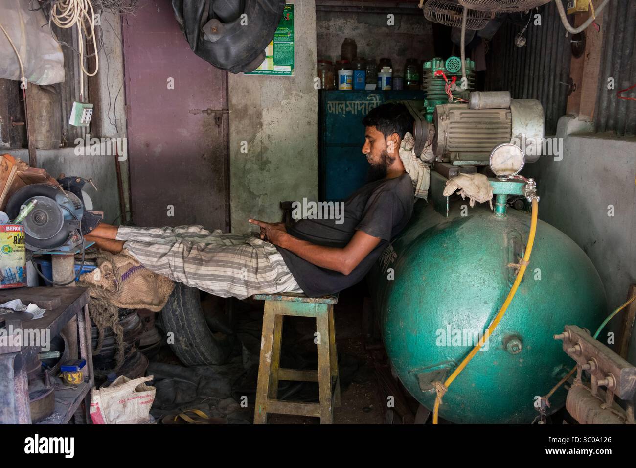 Employee leisure hi-res stock photography and images - Alamy