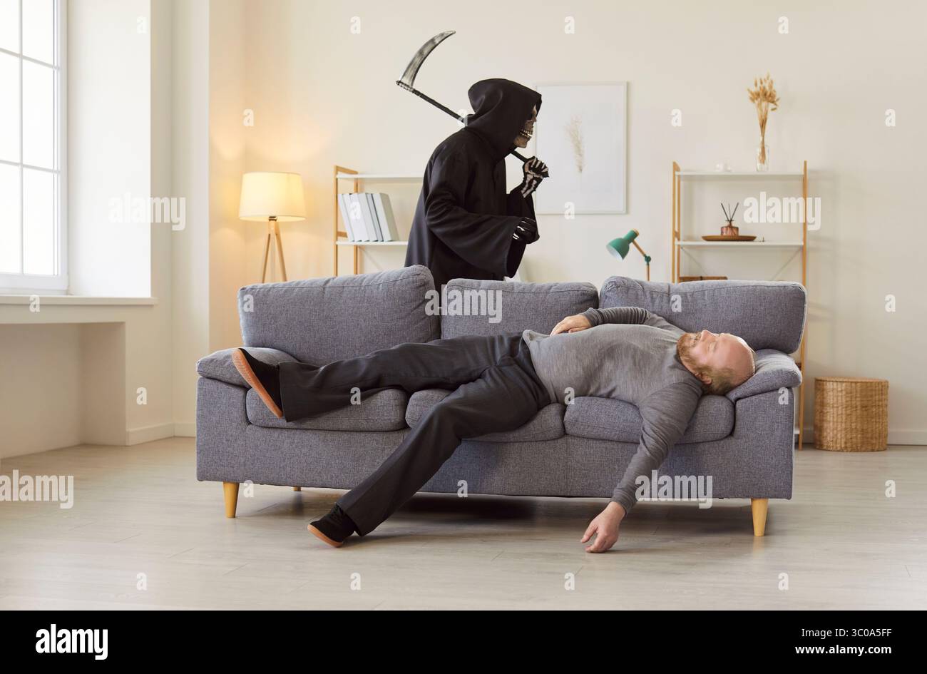 Death coming to old senior man at home, finding new victim, male panic ...