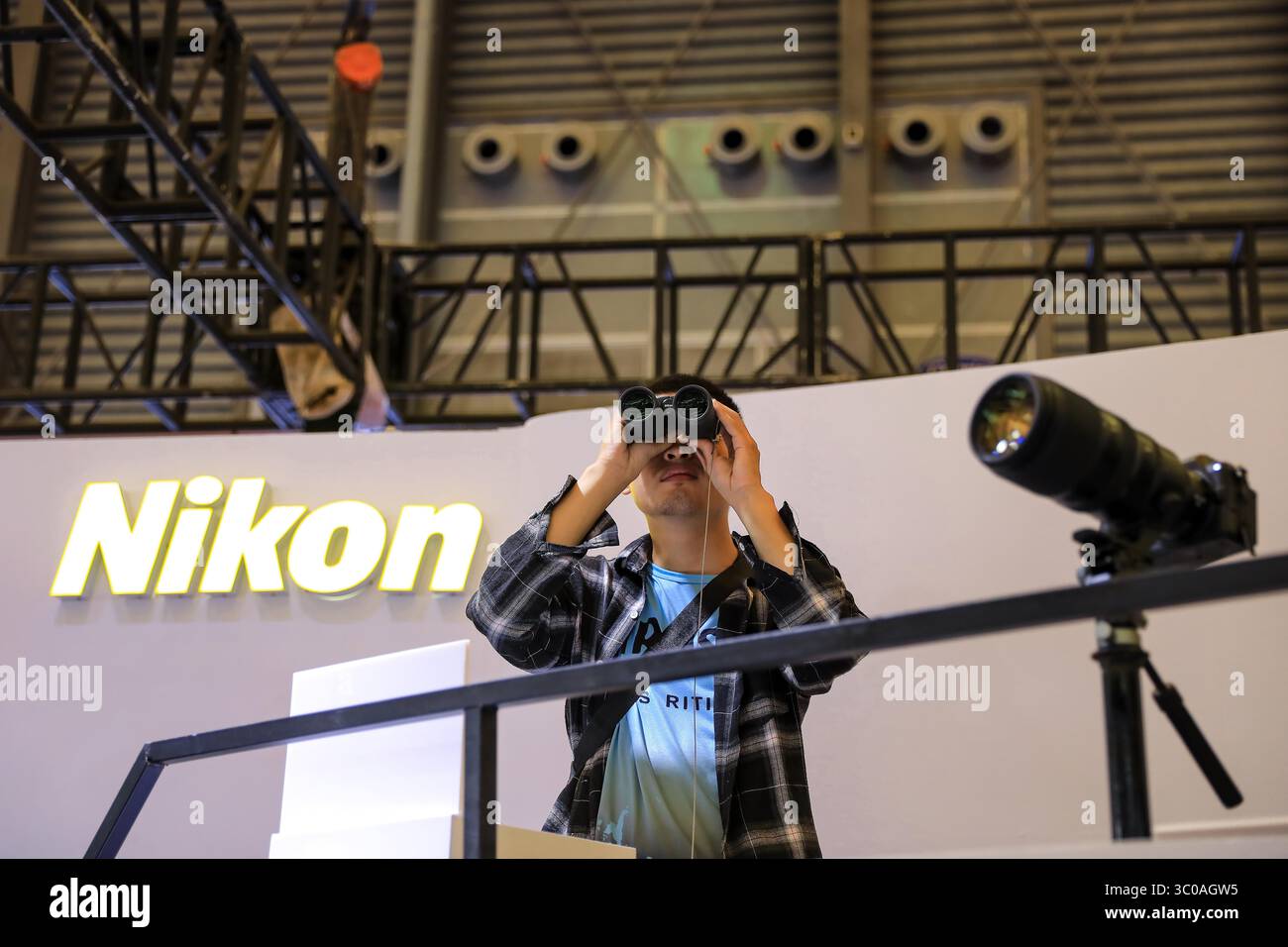 The 2025 Shanghai International Photo & Imaging Expo opens in Shanghai ...