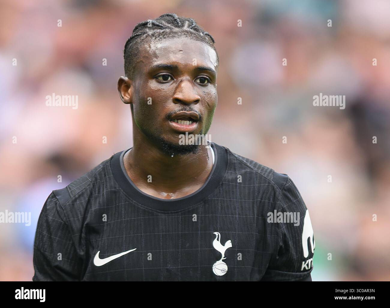 Reading v Tottenham Hotspur - Pre Season Friendly - Select Car Leasing ...