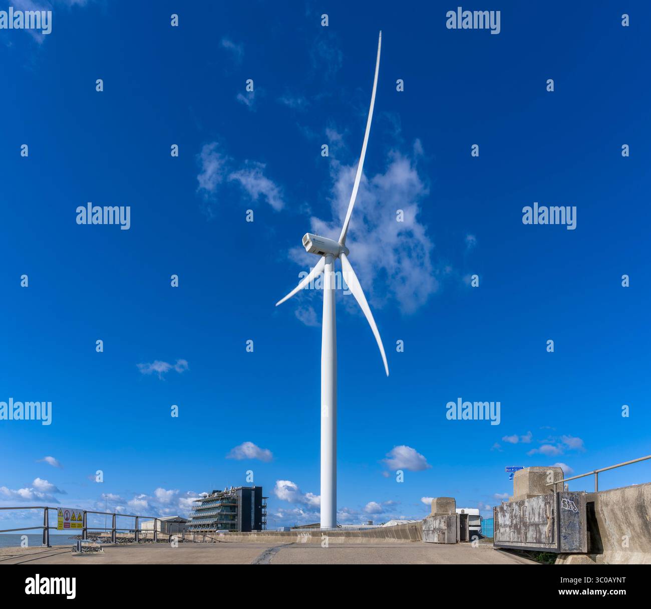 The single on-shore wind turbine on the east coast at Lowestoft, Ness ...