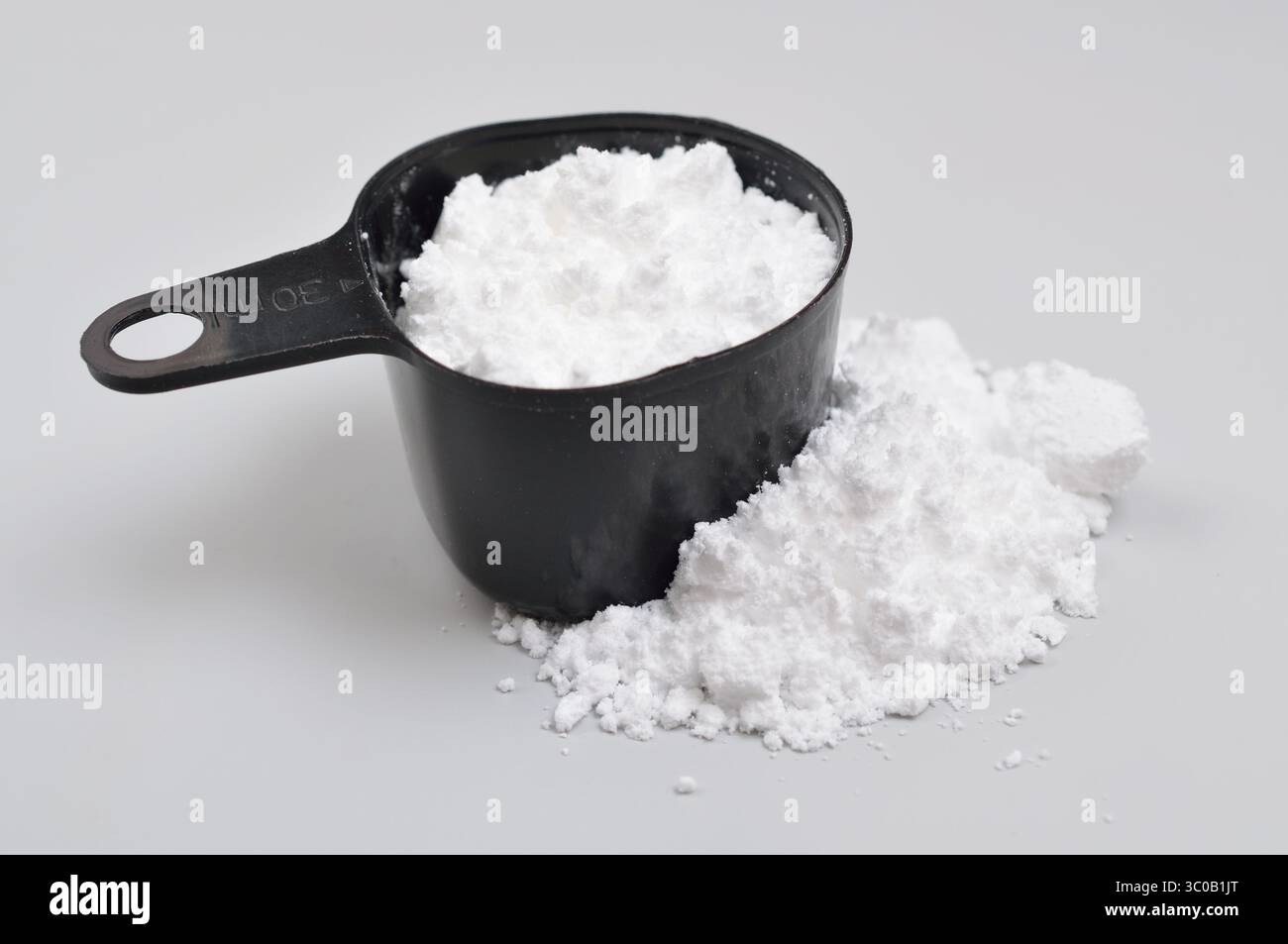 Scoop creatine protein powder hi-res stock photography and images - Alamy