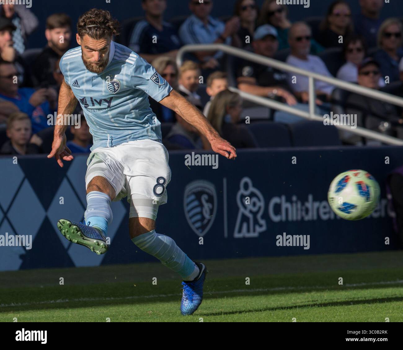 October 27, 2018 - Kansas City, Kansas, U.S - Sporting KC midfielder ...