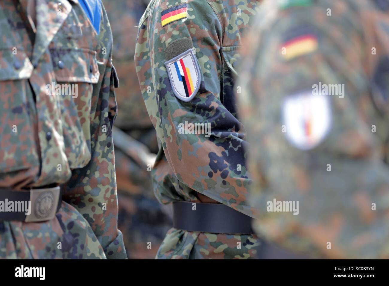 Bundeswehrsoldaten des Jägerbataillon 292 der Bundeswehr in ...