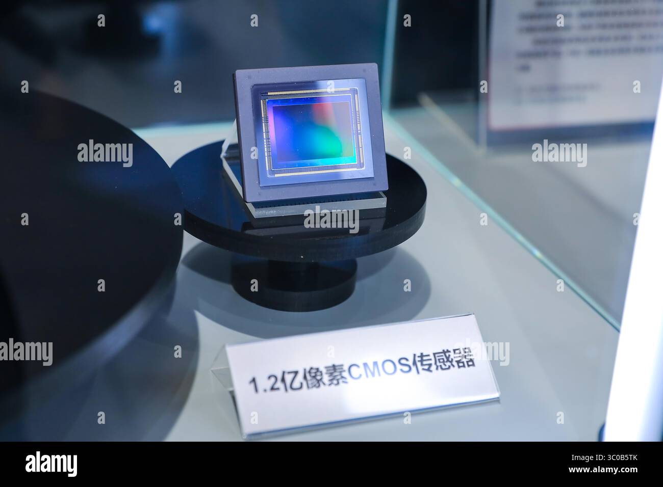 The 2025 Shanghai International Photo & Imaging Expo opens in Shanghai ...