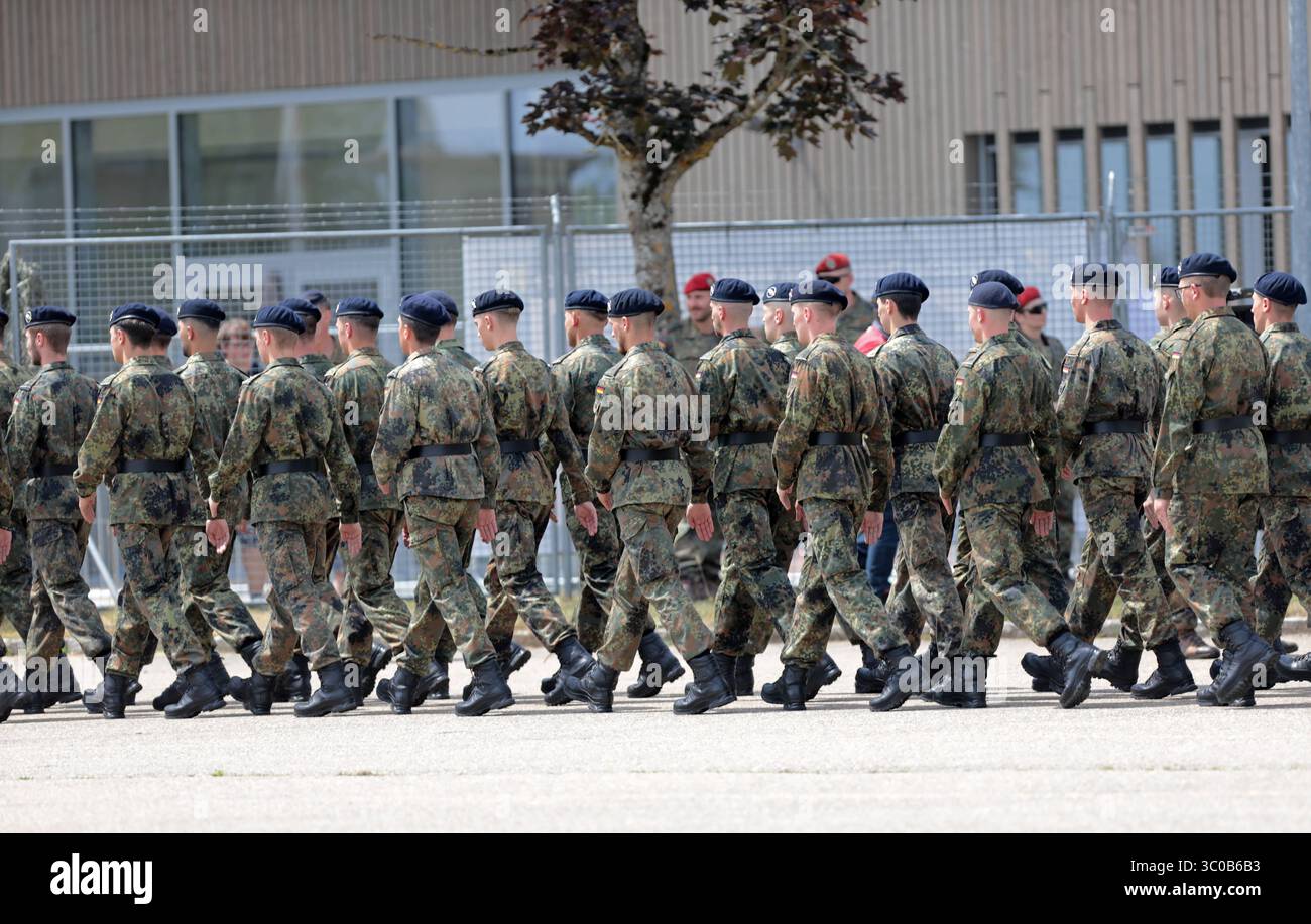 Soldaten des Jägerbataillons 292 JgBtl 292 der Bundeswehr in ...