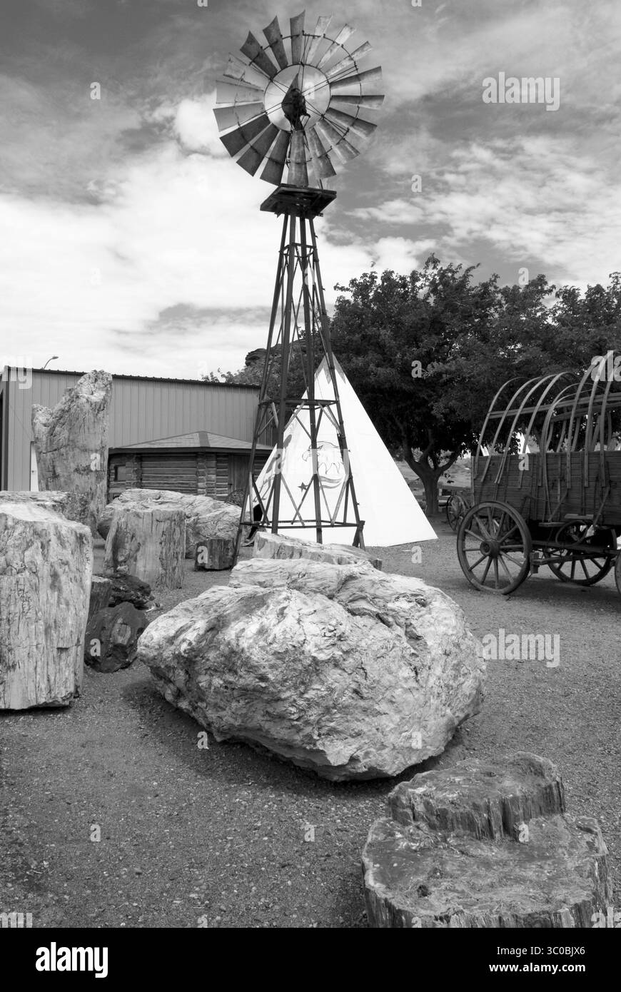 Rock display at the historic Tee Pee Trading Post roadside attraction ...