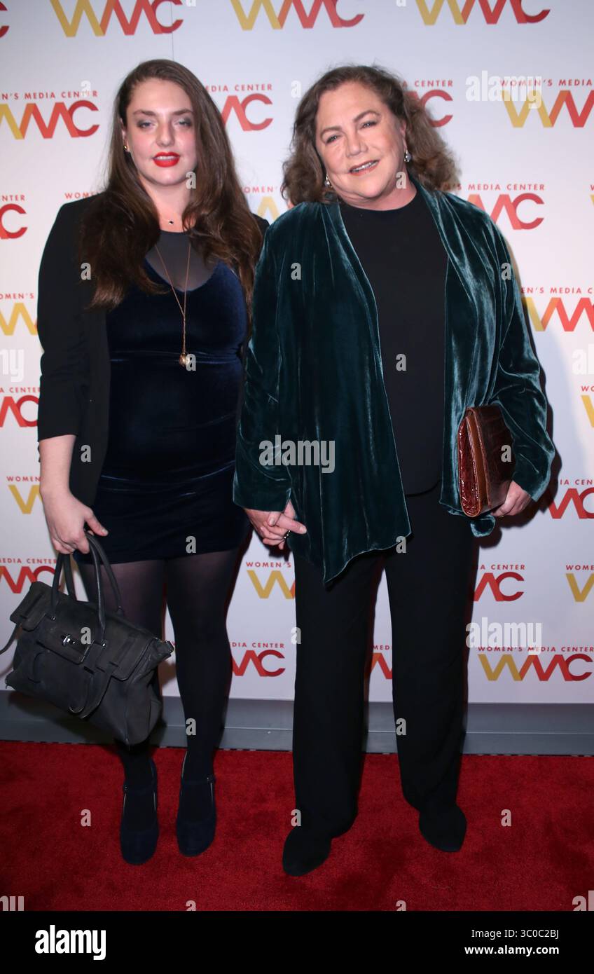 November 1, 2018 - New York, New York, U.S. - KATHLEEN TURNER and ...