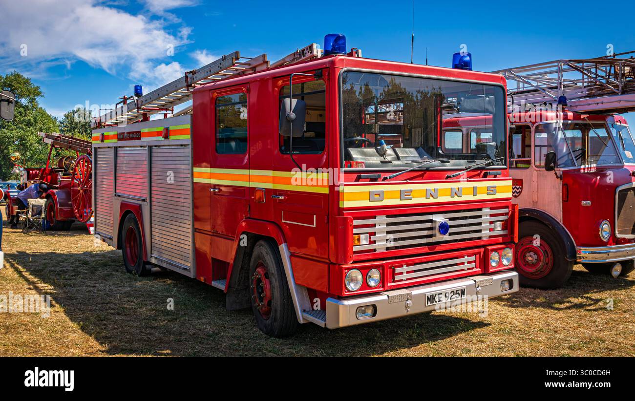 Dennis rs hi-res stock photography and images - Alamy