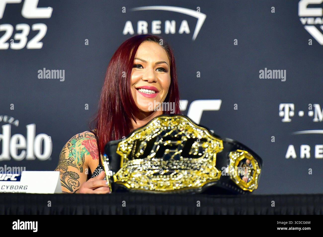 November 2, 2018 - New York, New York, U.S. - Cris Cyborg Justino vs ...