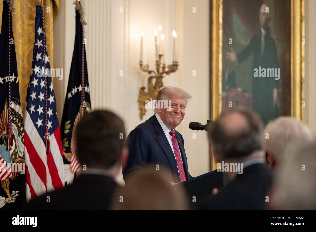 Donald trump signature hi-res stock photography and images - Alamy