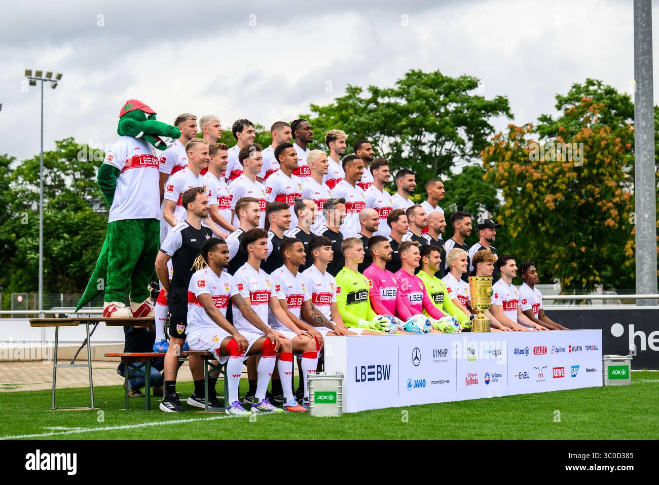 21 July 2025, Baden-Württemberg, Stuttgart: VfB Stuttgart team photo ...
