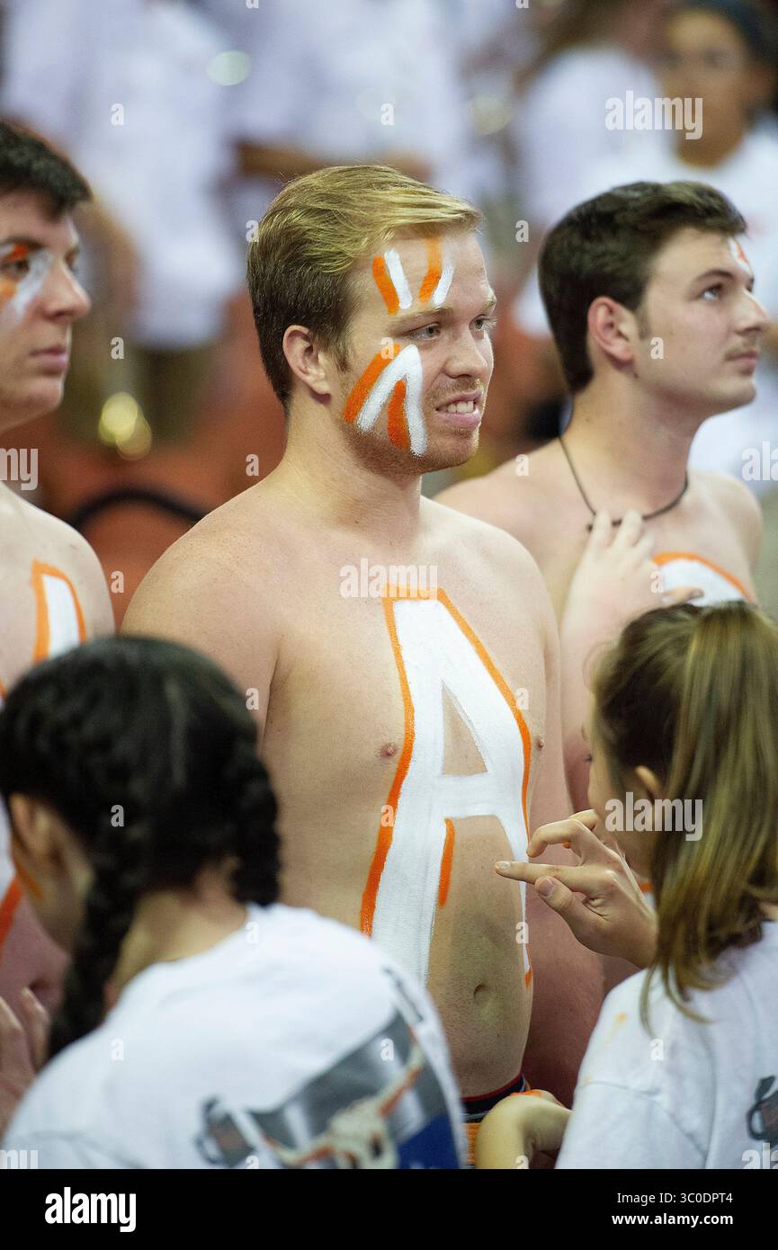 November 08, 2018: Texas Longhorns fans in action during the NCAA Women ...