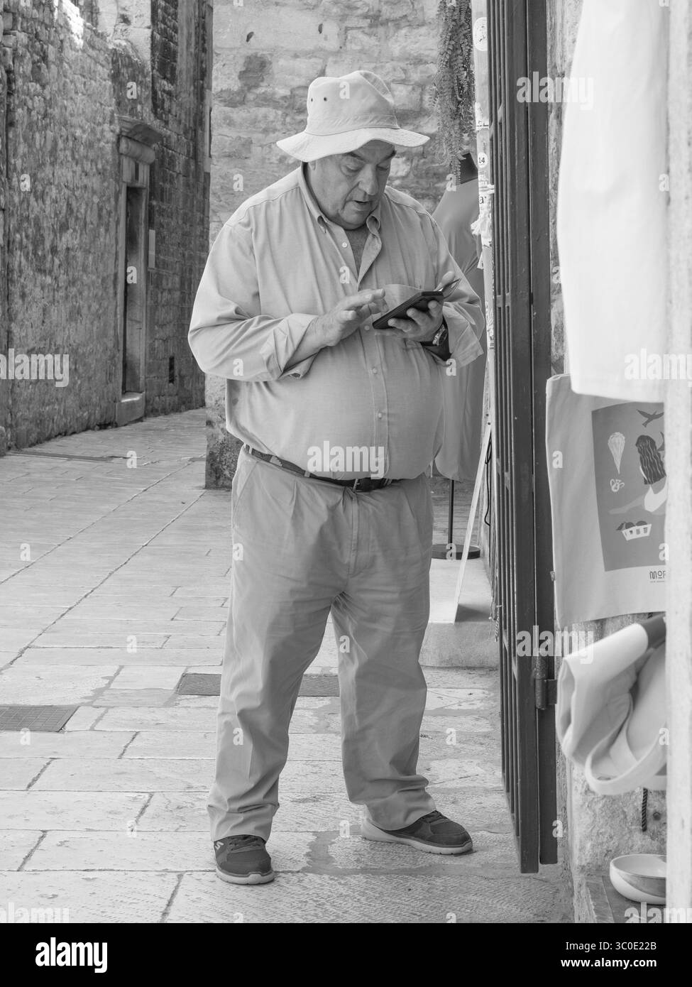 Tech guy tech guy Black and White Stock Photos & Images - Alamy