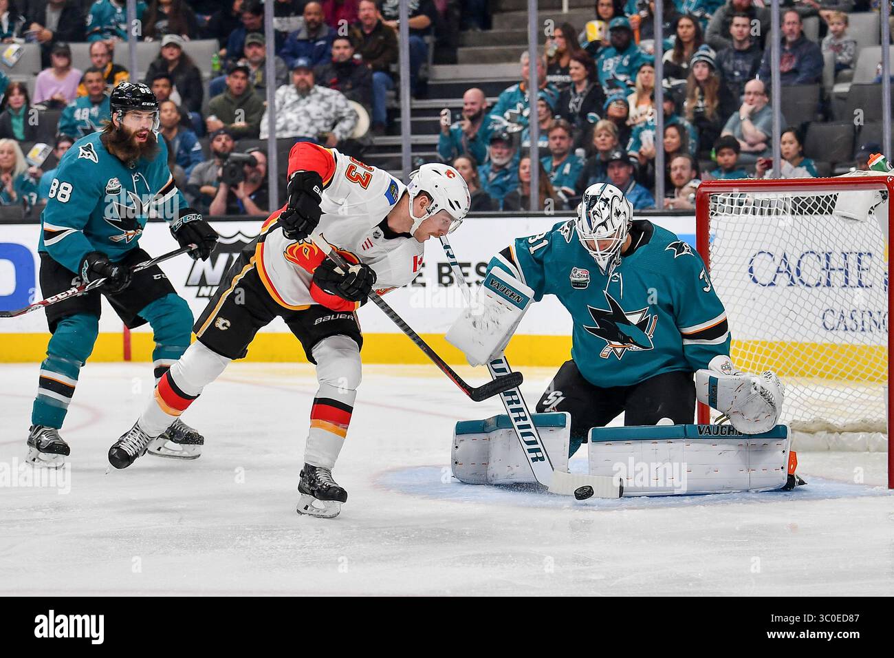 November 11, 2018: San Jose Sharks goaltender Martin Jones (31) stops a ...