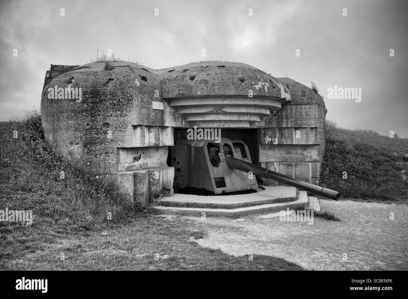 German Krupp 15 cm cannon, gun, in the bunker of the Le Chaos battery ...