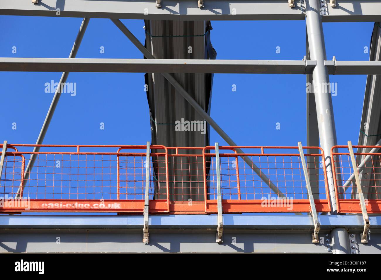 Radcliffe civic hub steel skeleton frame and metal decking sheets ready ...