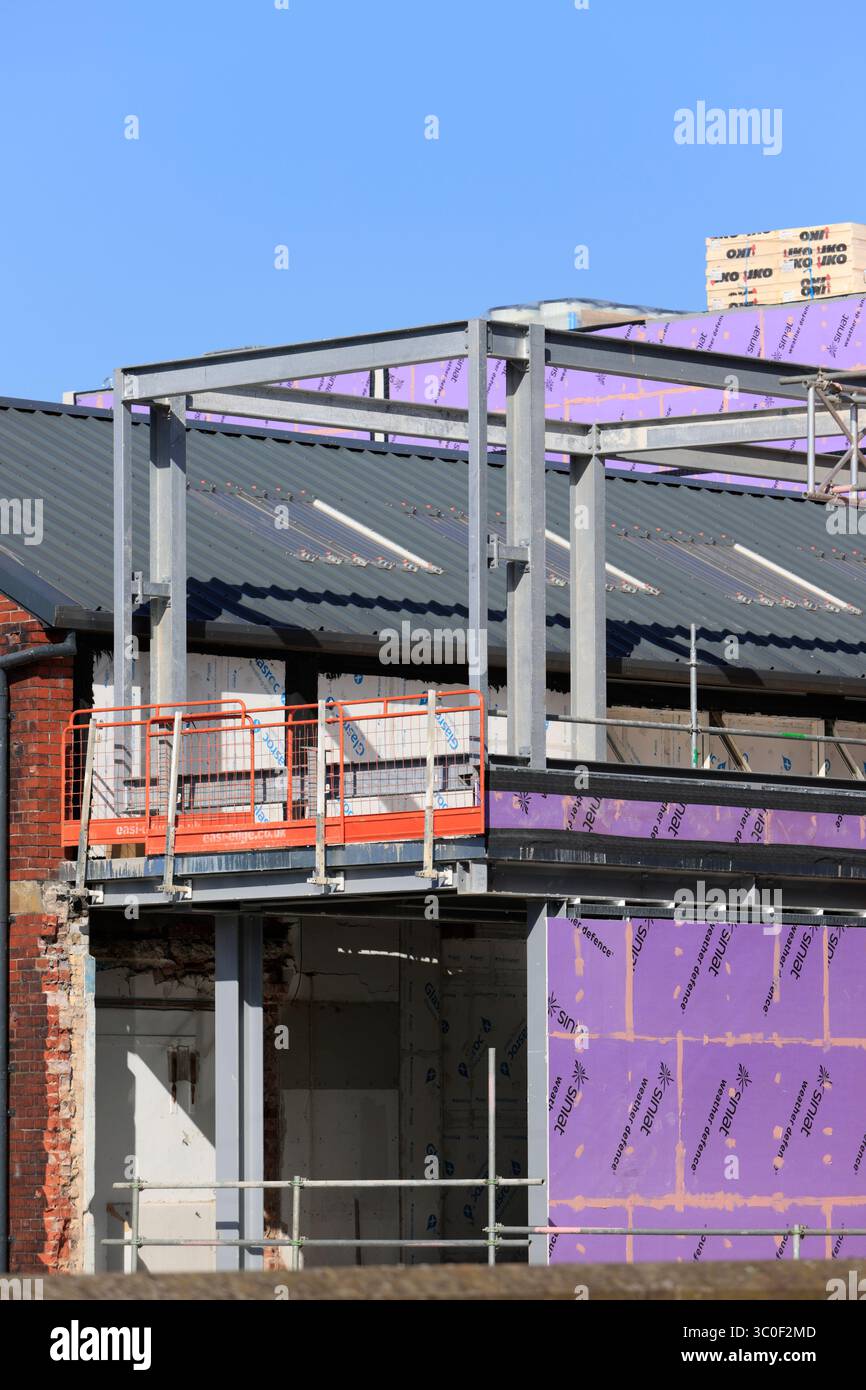 Radcliffe civic hub link building steel frame hi-res stock photography ...