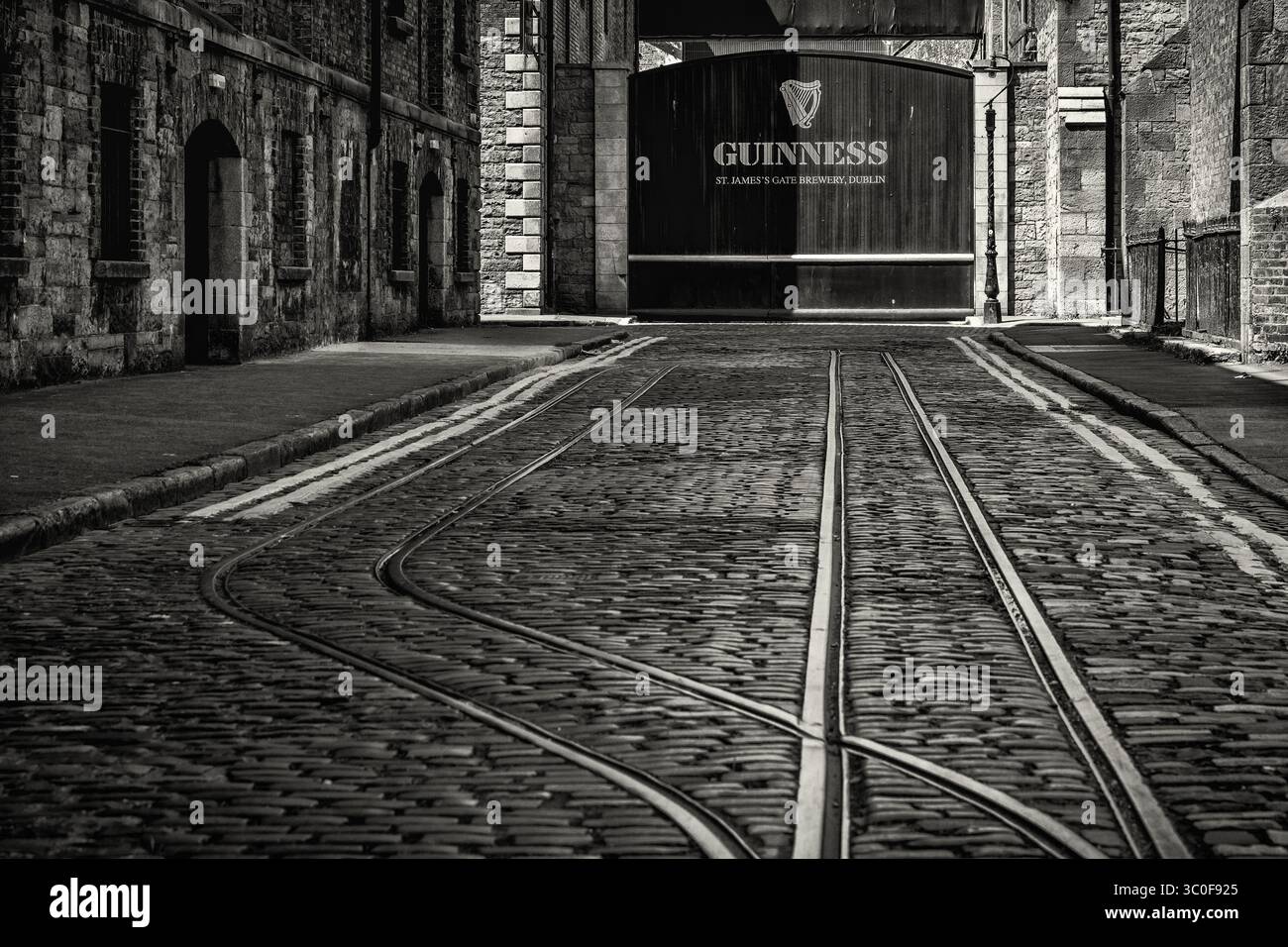 Famous black gates at the Guinness Storehouse museum and brewery ...
