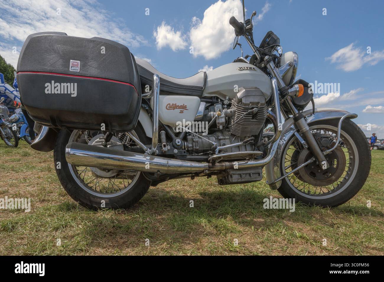 Moto guzzi oldtimer hi-res stock photography and images - Alamy