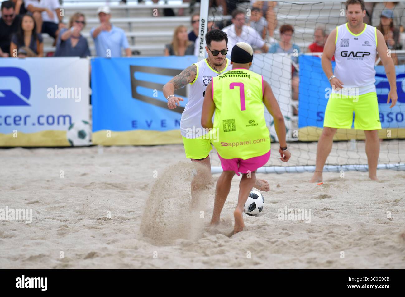 MIAMI, FL - NOVEMBER 17: Casper Smart attends the World Futbol Gala ...