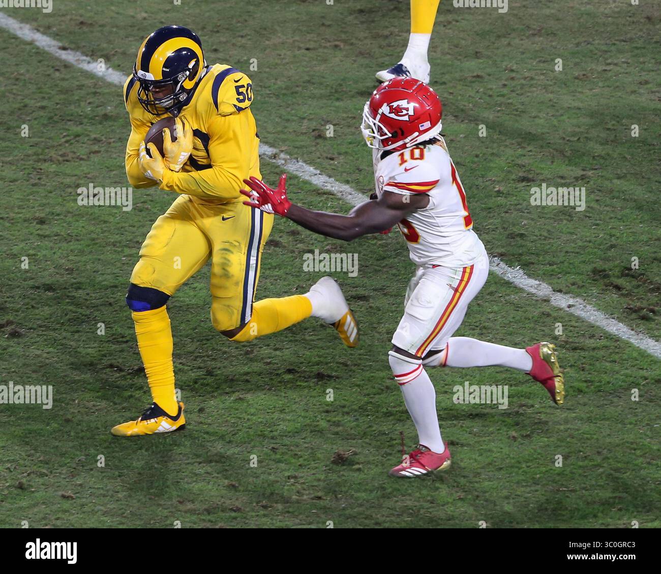 November 19, 2018 Los Angeles, CA...Los Angeles Rams outside linebacker ...